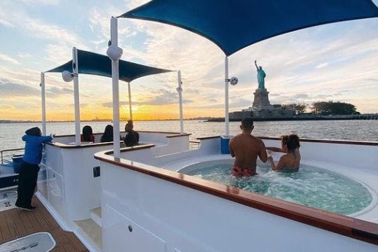 Graduation & Prom Party Hot Tub Boat Cruise | NYC